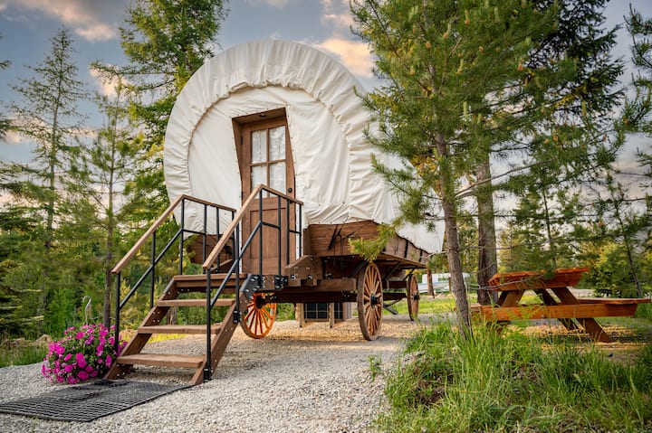 Stargazer Conestoga Glamping Wagon - Bonners Ferry, ID
