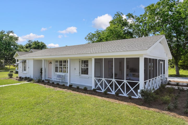 The Guest House - Pass Christian, MS