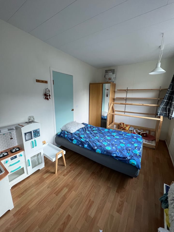 Room W/ Hottub, Sauna, Firepit. - IJsland