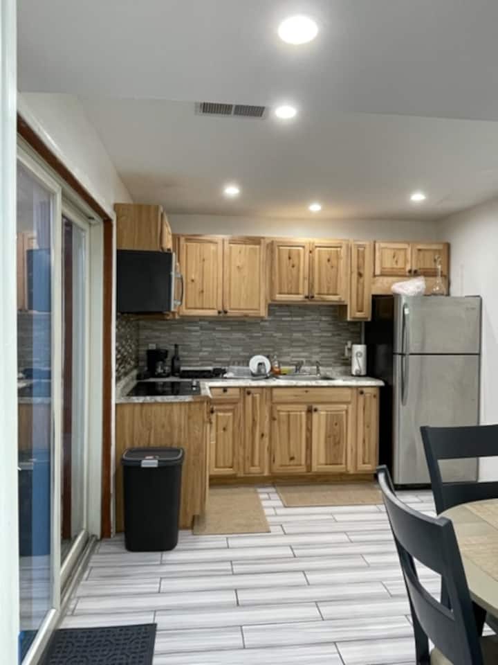 Beautiful Apartment Quiet Area - Bridgeport, CT