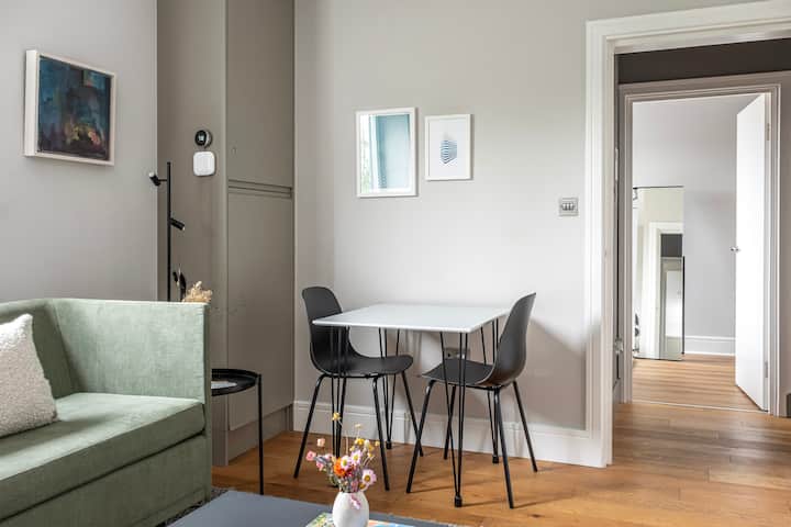 Bristol City Centre Crash Pad With Free Parking - 브리스톨