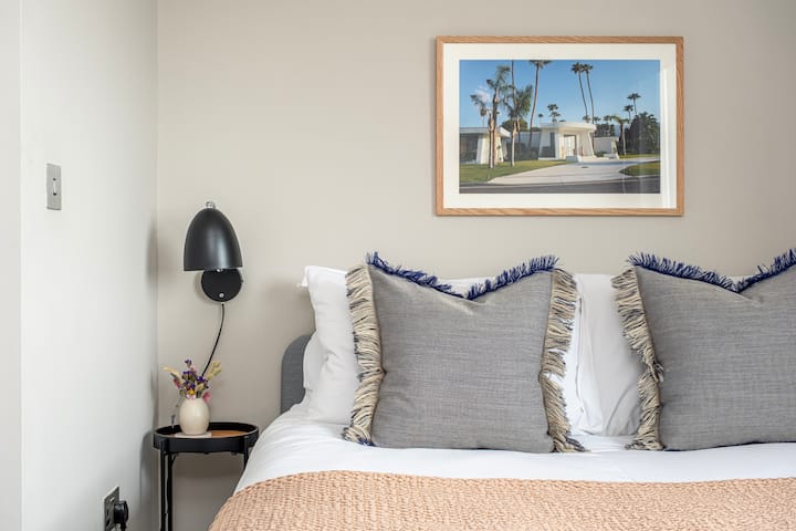 Bristol City Centre Crash Pad With Free Parking - Bristol