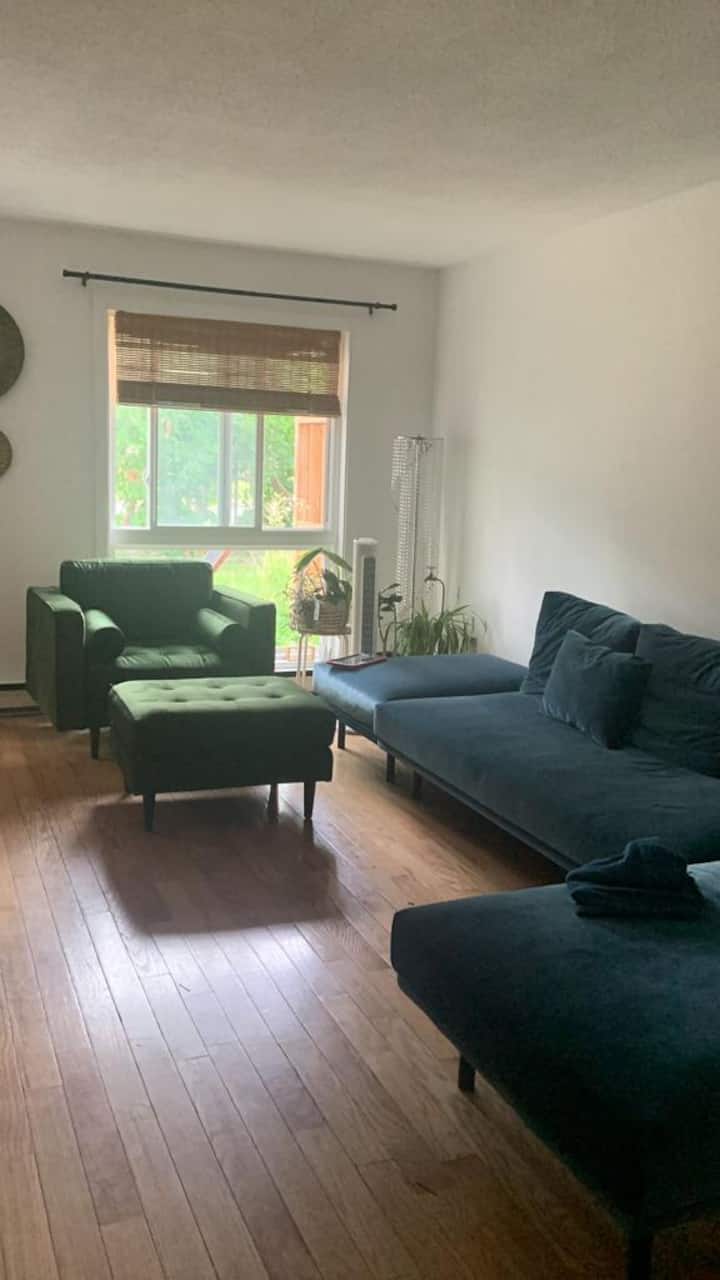 2-storey, 3 Bedroom Apartment - Gatineau