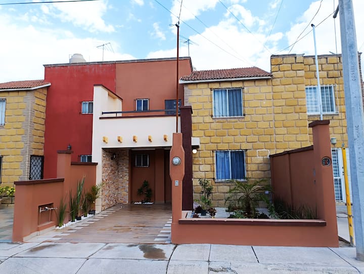 Casa De Las Rosas – Private & Well-located - Aguascalientes