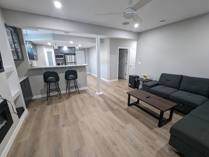Separate Entrance Guest Suite - Winnipeg