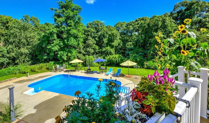 Cape Oasis With Large Pool + Lots Of Privacy. - Sandwich, MA