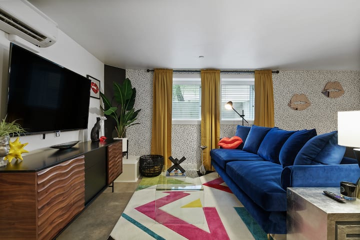 The Empire: Cozy Luxury Studio, Steps To 23rd! - Portland, OR
