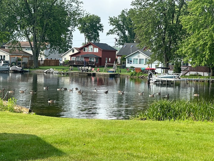 Oneida Lake Vacation Rentals & Homes - New York, United States | Airbnb
