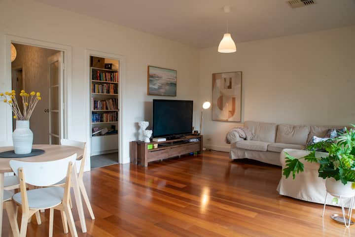 Cute & Cosy Family Home. - 