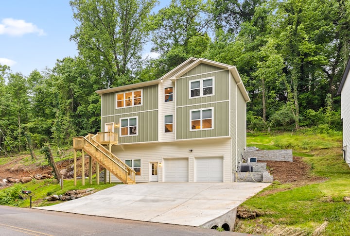 Northshore 5br Fun Escape – Minutes To Downtown - Chattanooga, TN