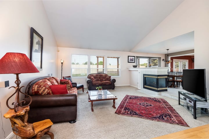 Wasatch Oaks Retreat - Prvt. Hot Tub & Pool Table! - Cottonwood Heights, UT