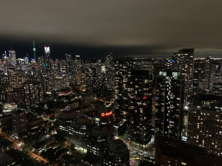 Beautiful Central Dt Condo 2br/2bath - Mississauga