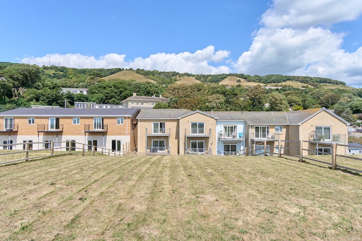 5 Mins To Beach | Terrace | Dog Friendly - Isle of Wight