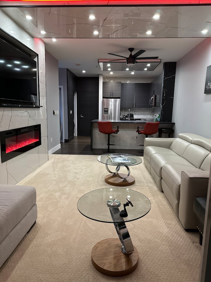 Belltown Court 1br Suite - Seattle, WA