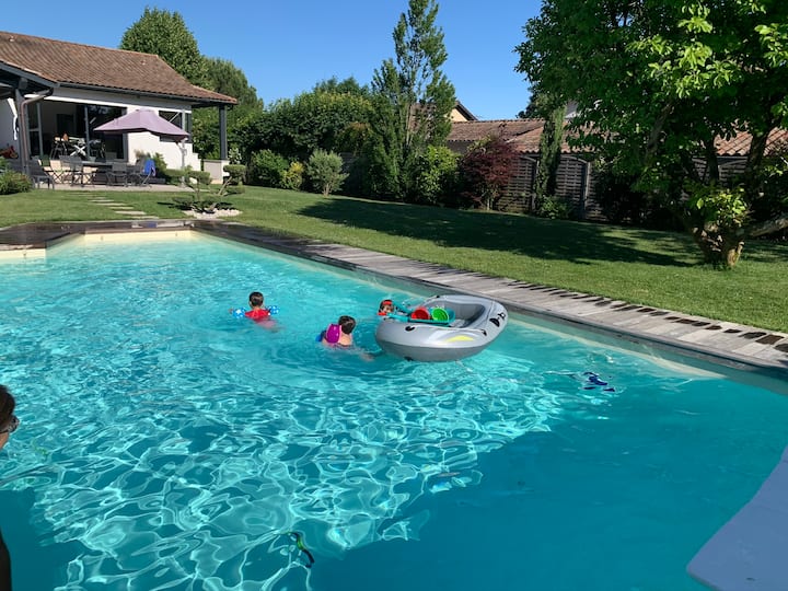 Villa Familiale Vacances Idéales - Lyon