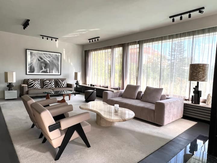 Elegant Stockholm Pool Villa - Stockholm