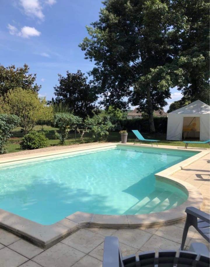 Gîte En Mitoyenneté Avec Piscine - Bergerac