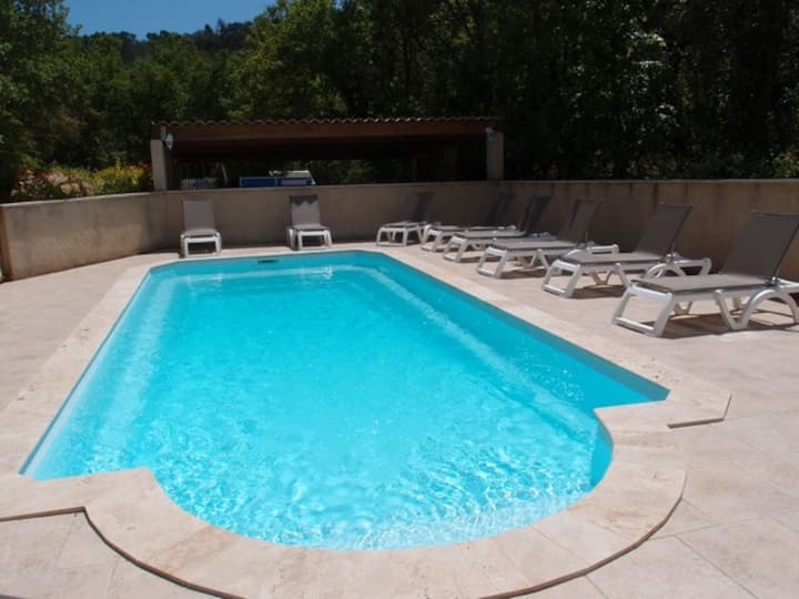 Villa  Individuelle Avec Piscine - Gréoux-les-Bains