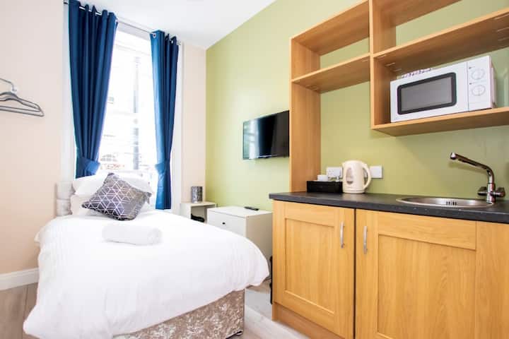 Quay8 Central Derry - Single Room - Londonderry