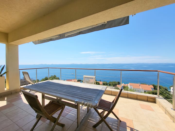 Sea View Apartment In Murter - Jezera