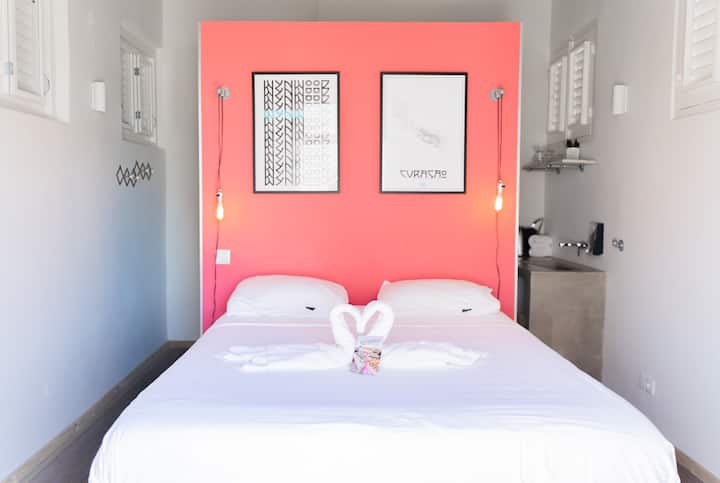 Designer Queen Room With Free Private Beach Access - Curaçao