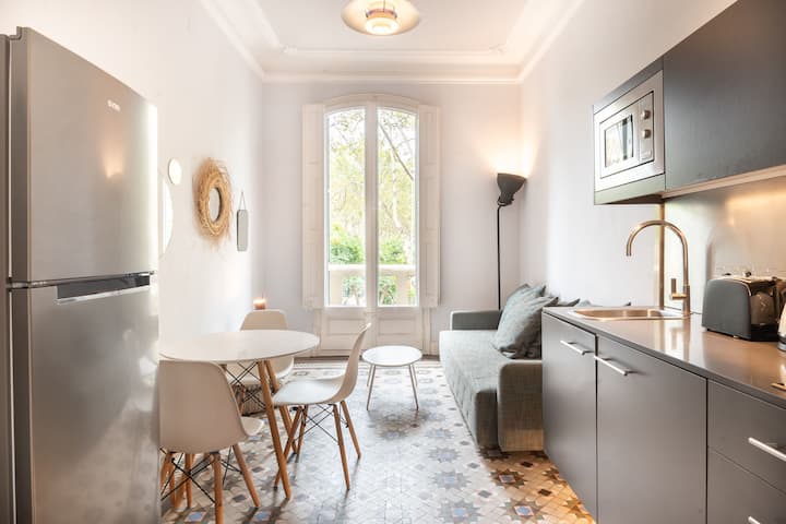 Appartement Moderniste Au Coeur De La Ville - Barcelona