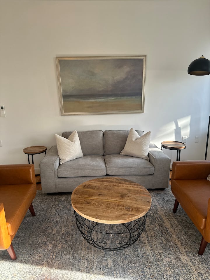 Modern, 3br Apartment Center Of Town - Provincetown, MA