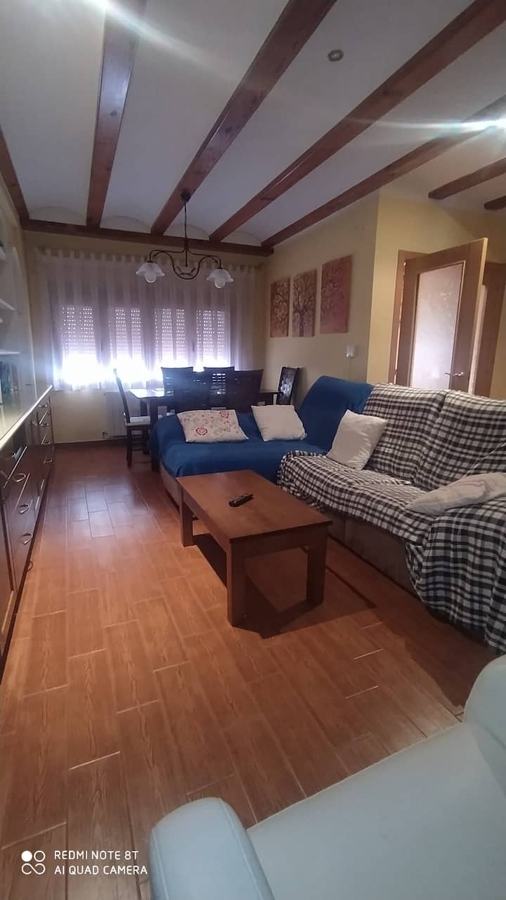 Acogedora Casa De Pueblo - Ayora