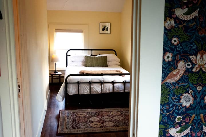 Cozy Apt Mins To The Mountain - Rutland, VT