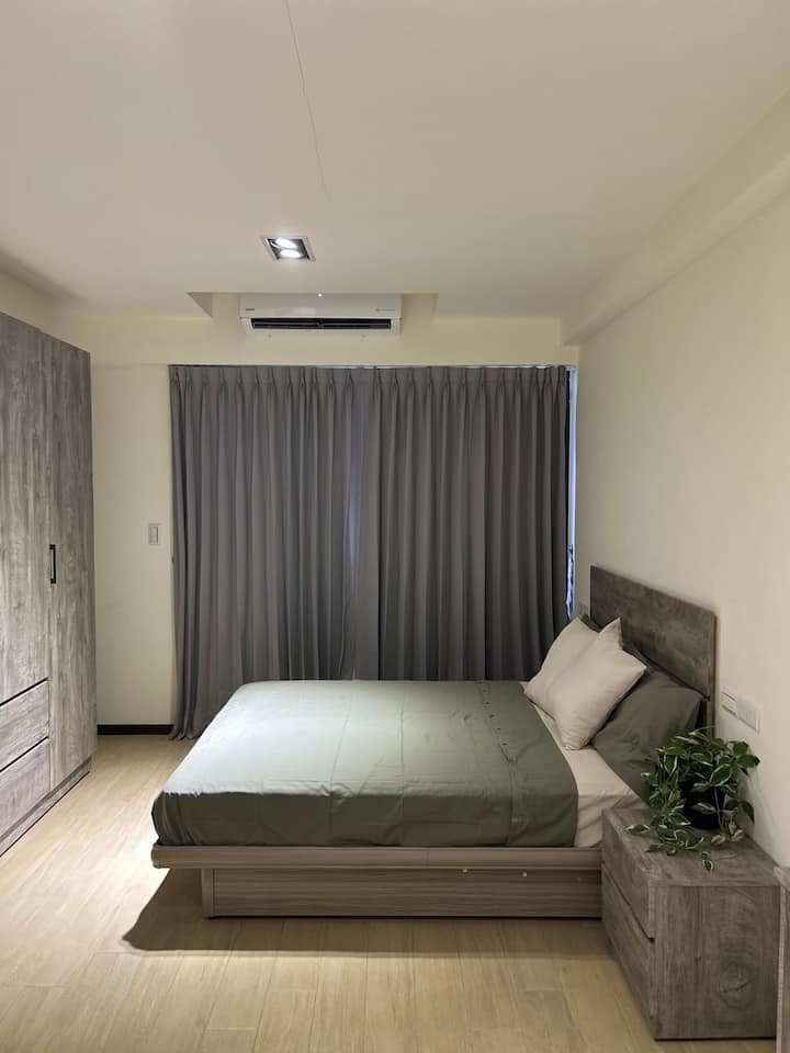 24h全天管理，附近傳統小吃豐富加超商超市！ - Taoyuan City