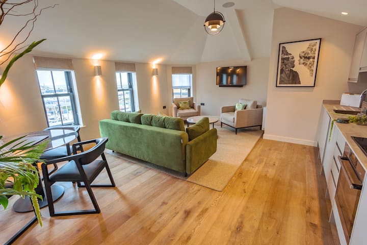 The Penthouse Suite | Harbour View | Ramsgate - Broadstairs