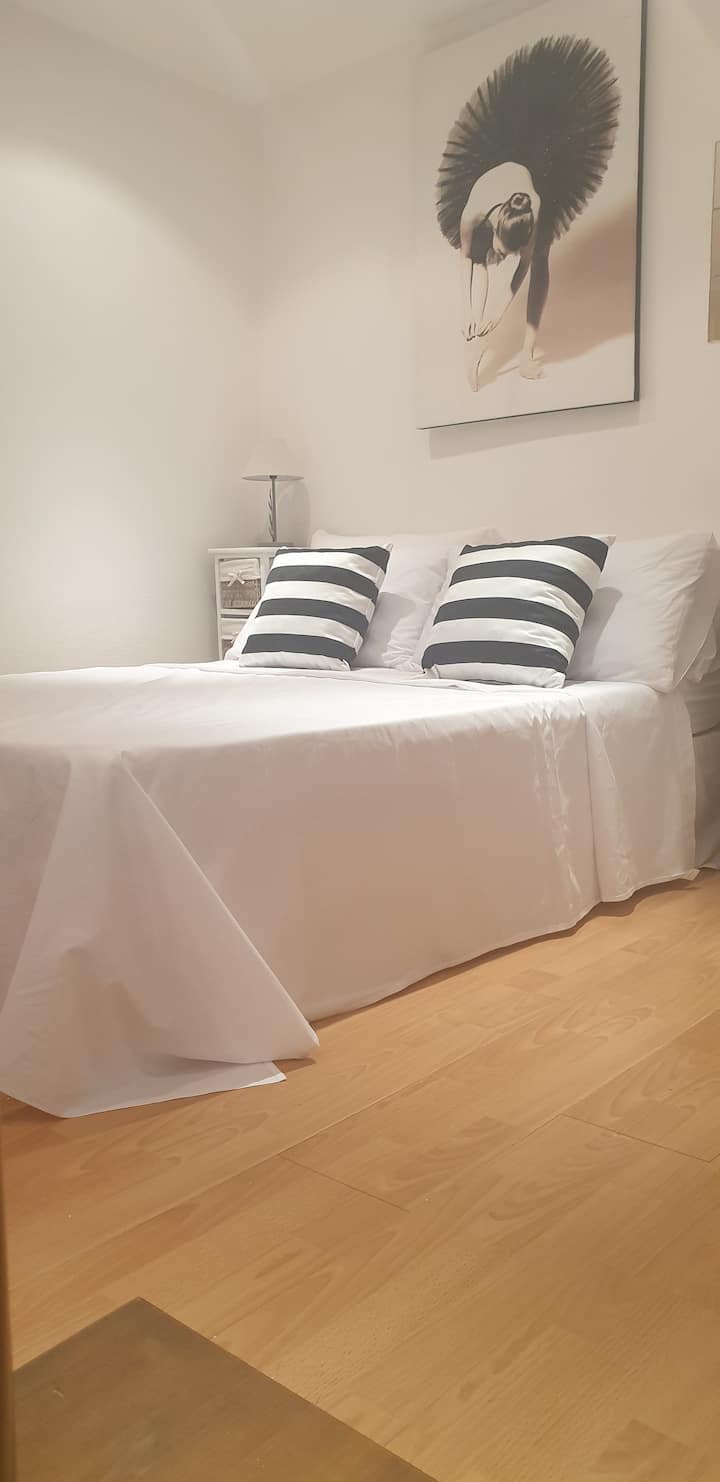 Cosy 2 Bed Duplex - Villefranche-sur-Mer