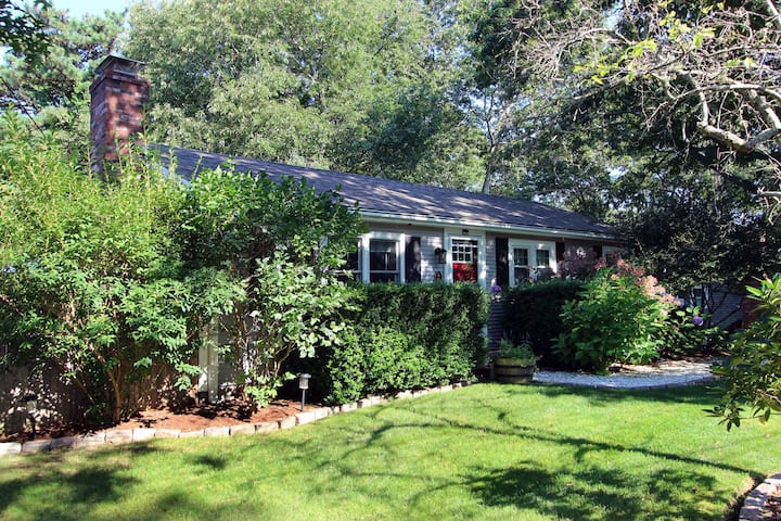 Beach, Canal, Shops, Dining – All 5 Mins From Door - Sandwich, MA
