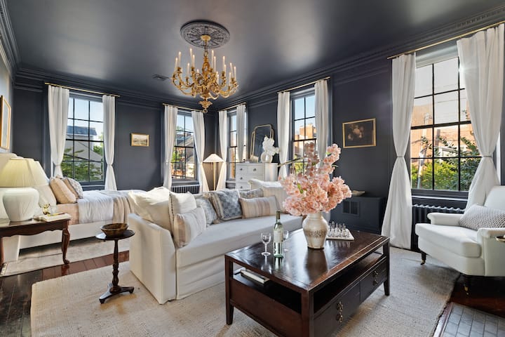 Historic Apothecary | 2 Master Suites | Old Town - Alexandria, VA