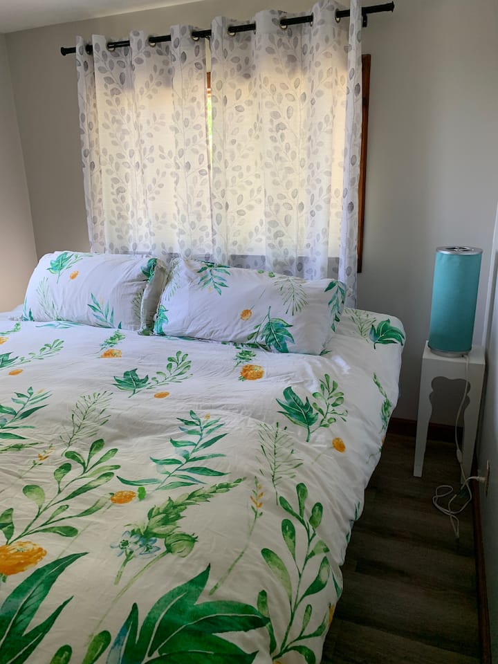 The Sunshine Room - Claresholm