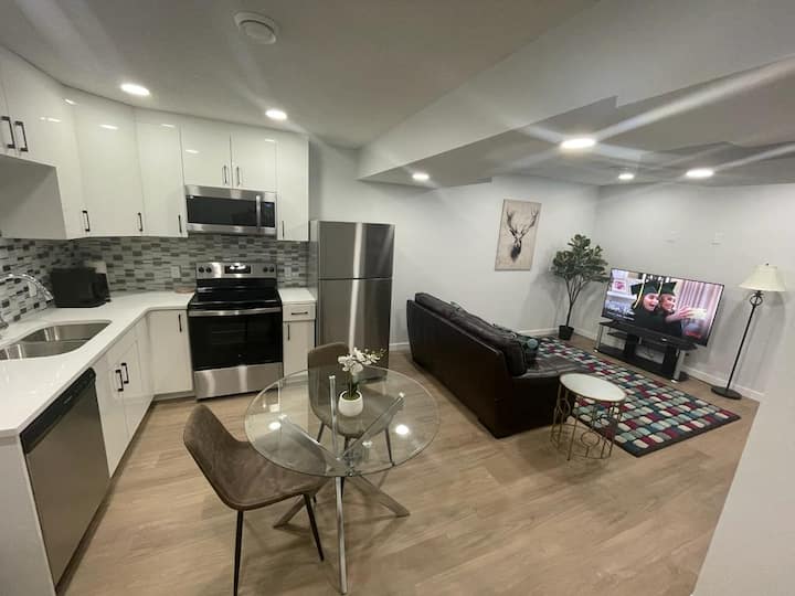 New 1 Br Basement Suite Near Wem - St. Albert
