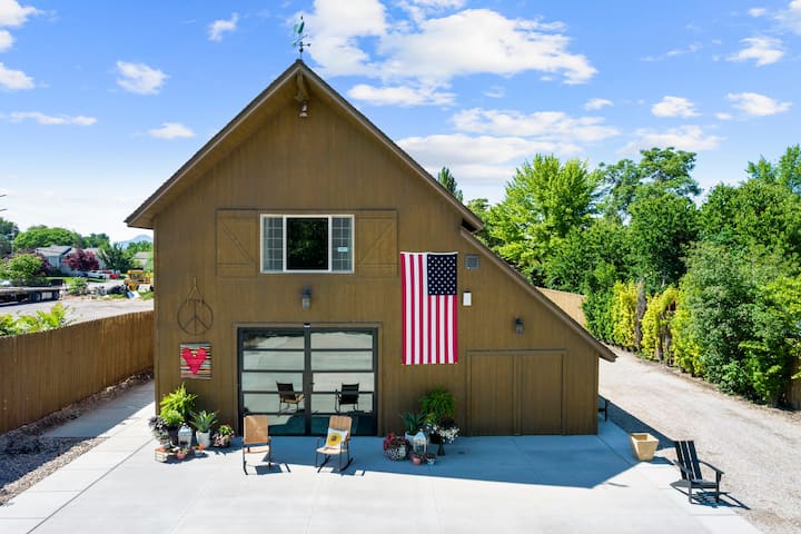 Hidden Barn - Provo, UT
