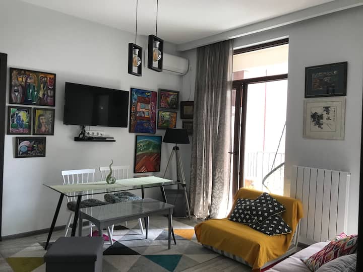 Cozy Art Flat In Delisi Hills Residence - Tiflis