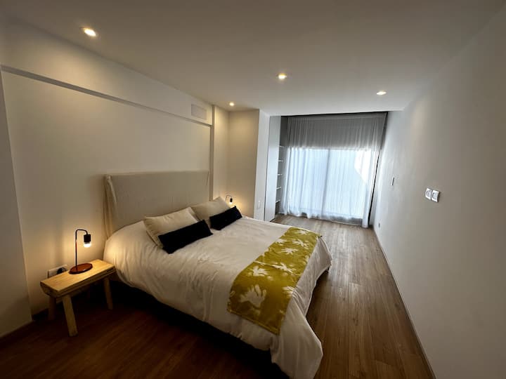 Big And New In Palermo Hollywood - Buenos Aires Aeroparque Jorge Newbery (AEP)