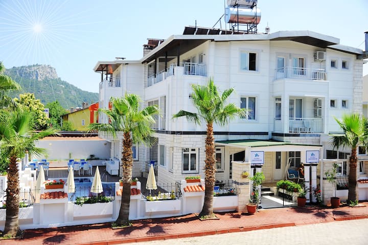 Deluxe Room Balcony+ Open Buffet Breakfast - ケメル