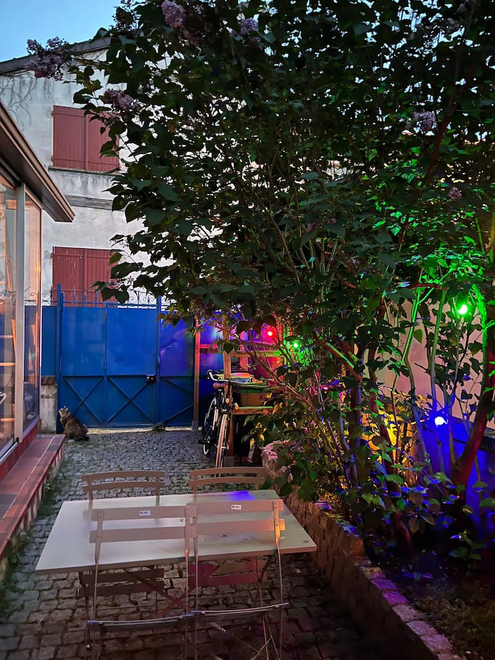 Maison Bleue Aux Portes De Paris - París