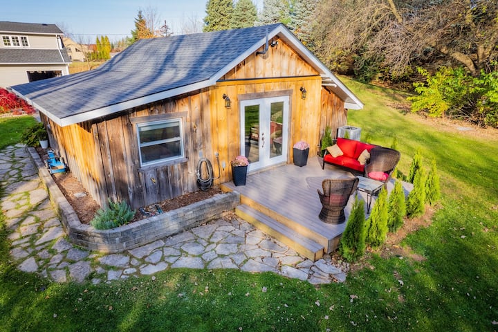 Hilltop Hideaway - Niagara Falls