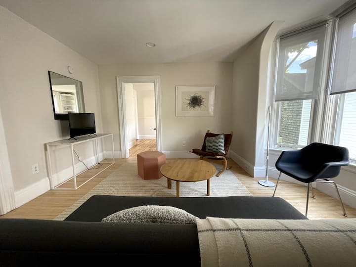 Victorian Apartment In Portland - Portland, ME
