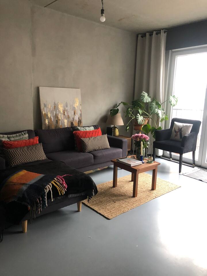 Modern Room With A Terrace - Anversa