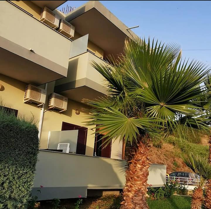 Hotel Jaho - Quadruple Room - Spille