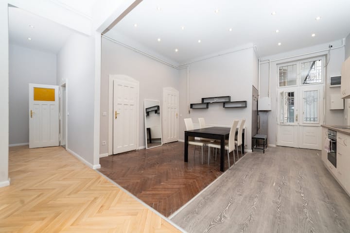 Cityscape Budget Apartments Vas - Ungarn