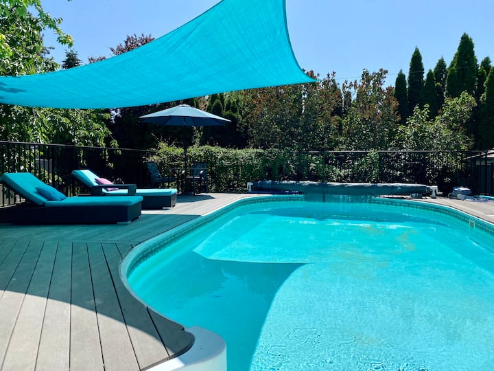 Oasis With Pool, Hot Tub, 5 Minutes To Downtown - Kelowna