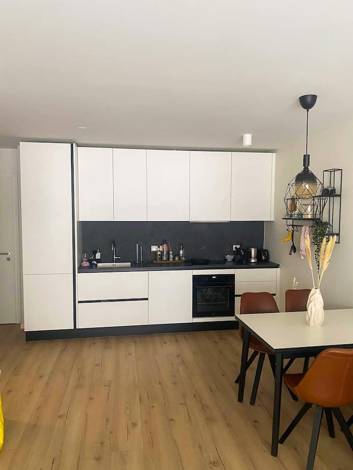 Cozy Apartment Near Downtown - Reykjavík