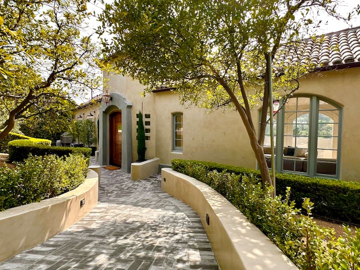 Exquisite Hollywood Hills Retreat - Echo Park - Los Angeles