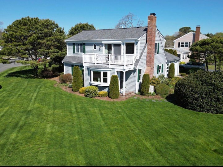 Pet Friendly 
West Yarmouth Walk To Seagull Beach! - South Yarmouth